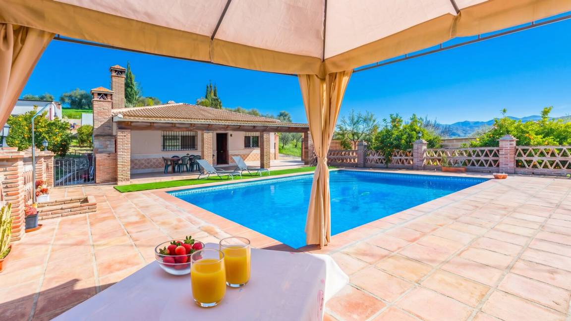 100 M² House ∙ 3 Bedrooms ∙ 6 Guests - Tolox