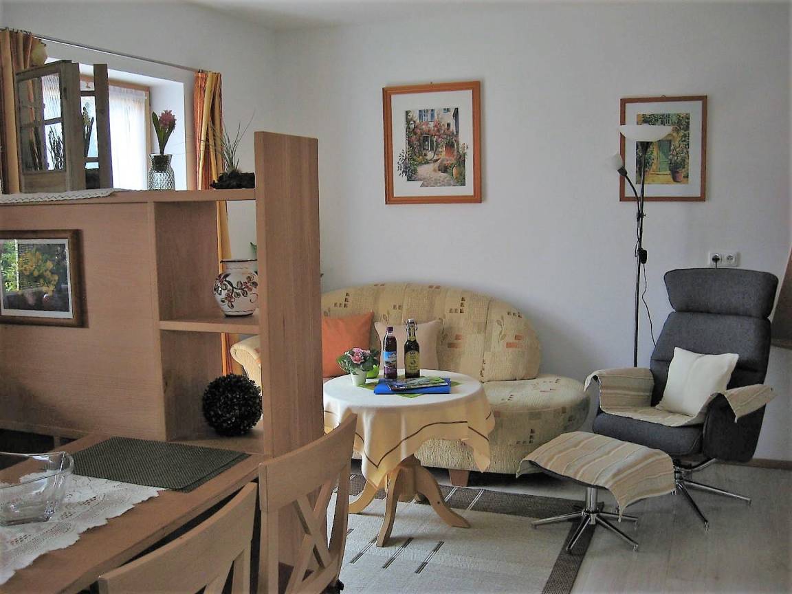 45 M² Ferienwohnung ∙ 1 Schlafzimmer ∙ 2 Gäste - Bad Bayersoien