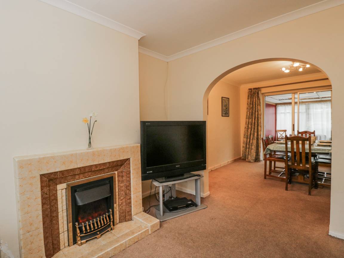 Cottage ∙ 3 Bedrooms ∙ 5 Guests - Swindon