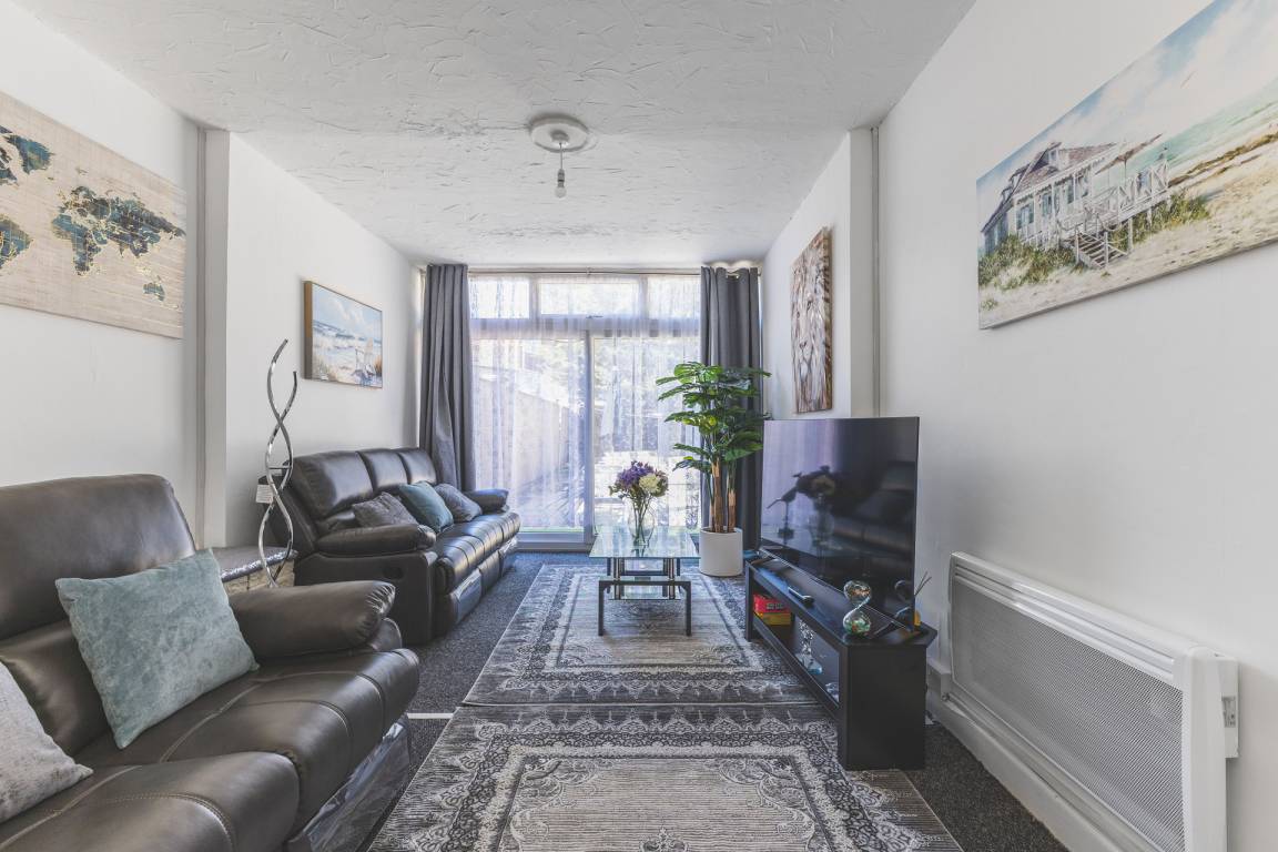 195 M² Ferienhaus ∙ 5 Schlafzimmer ∙ 10 Gäste - Brentford