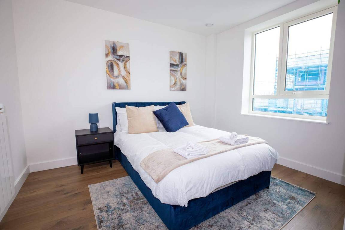 75 M² Apartamento ∙ 2 Habitaciones ∙ 6 Huéspedes - Ilford