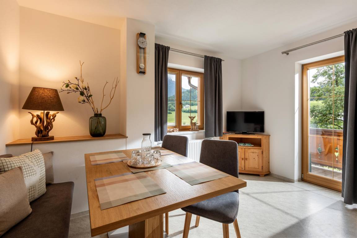 75 M² Appartement ∙ 2 Slaapkamers ∙ 5 Gasten - Waidring