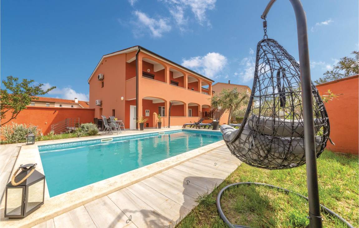 80 M² Apartamento ∙ 2 Habitaciones ∙ 6 Huéspedes - Premantura