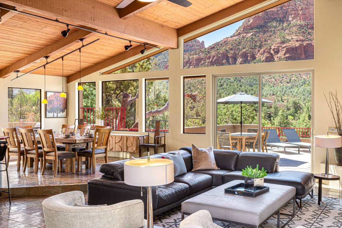 302 M² House ∙ 4 Bedrooms ∙ 12 Guests - Sedona, AZ