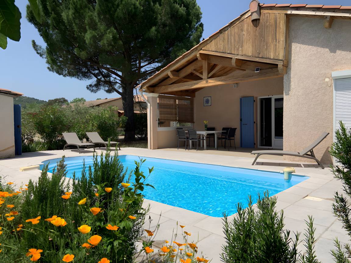 86 M² Villa ∙ 3 Habitaciones ∙ 6 Huéspedes - Salavas