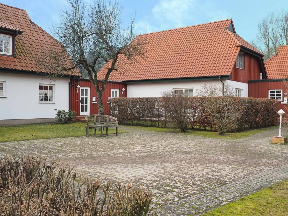 72 M² Ferienhaus ∙ 2 Schlafzimmer ∙ 4 Gäste - Prerow