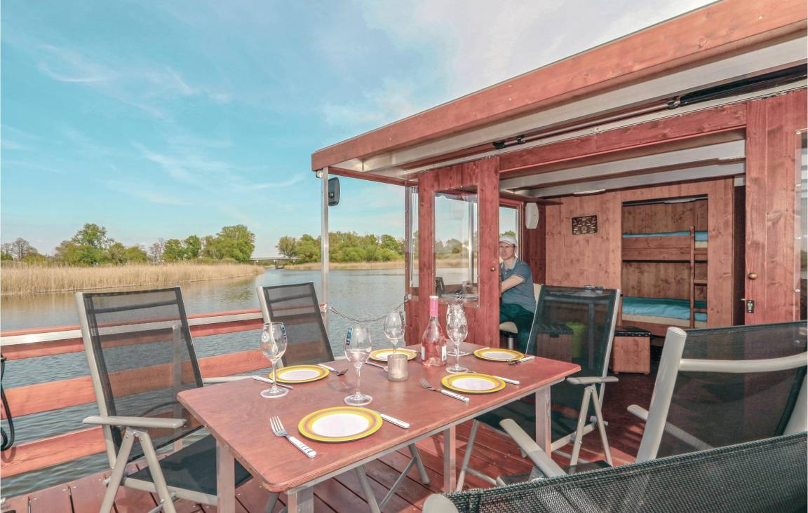 35 M² Hausboot ∙ 2 Schlafzimmer ∙ 4 Gäste - Brandenburg an der Havel