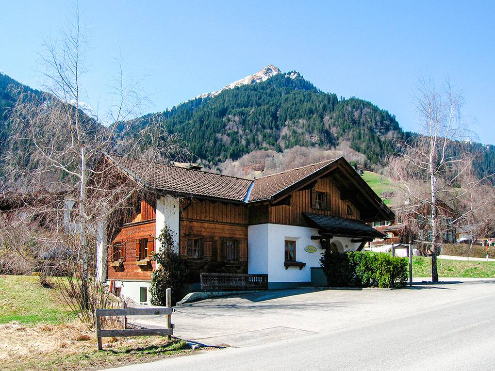 190 M² Ferienhaus ∙ 5 Schlafzimmer ∙ 14 Gäste - Dalaas