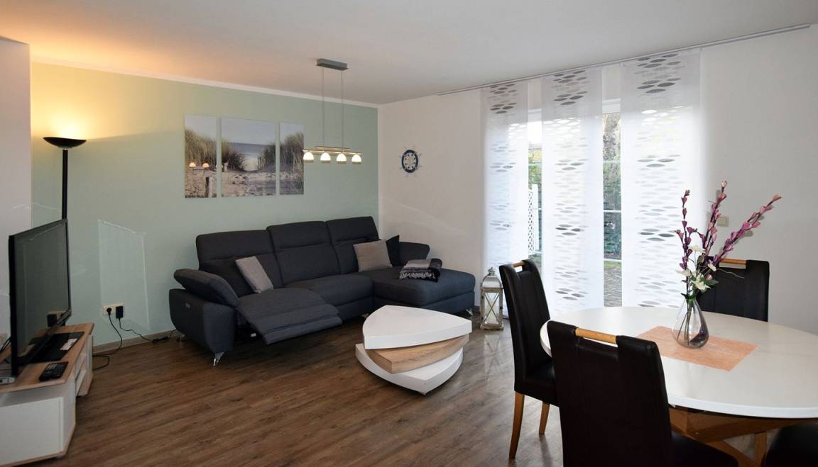 65 M² Ferienhaus ∙ 2 Schlafzimmer ∙ 4 Gäste - Prerow