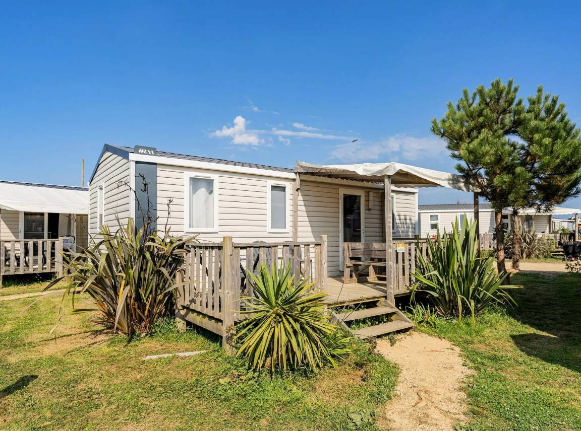 32 M² Caravan ∙ 2 Slaapkamers ∙ 5 Gasten - Friesland