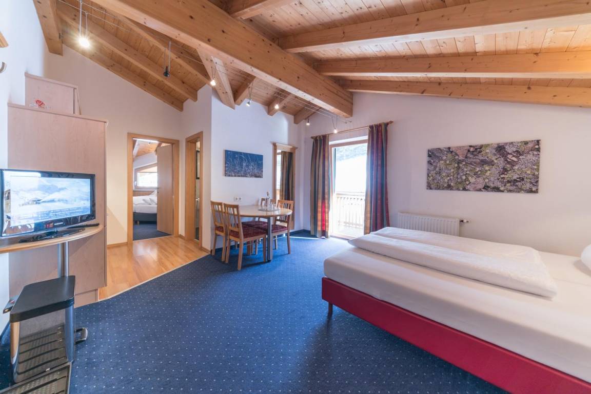 43 M² Ferienwohnung ∙ 1 Schlafzimmer ∙ 5 Gäste - Obergurgl