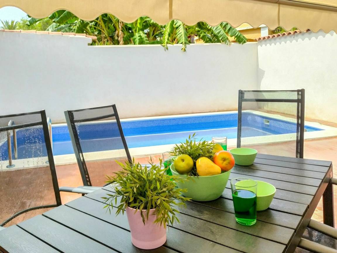 370 M² House ∙ 5 Bedrooms ∙ 10 Guests - Alicante