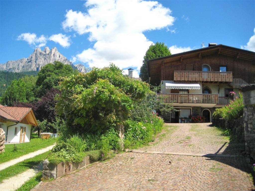 90 M² Appartamento Vacanza ∙ 2 Camere Da Letto ∙ 7 Ospiti - San Martino di Castrozza