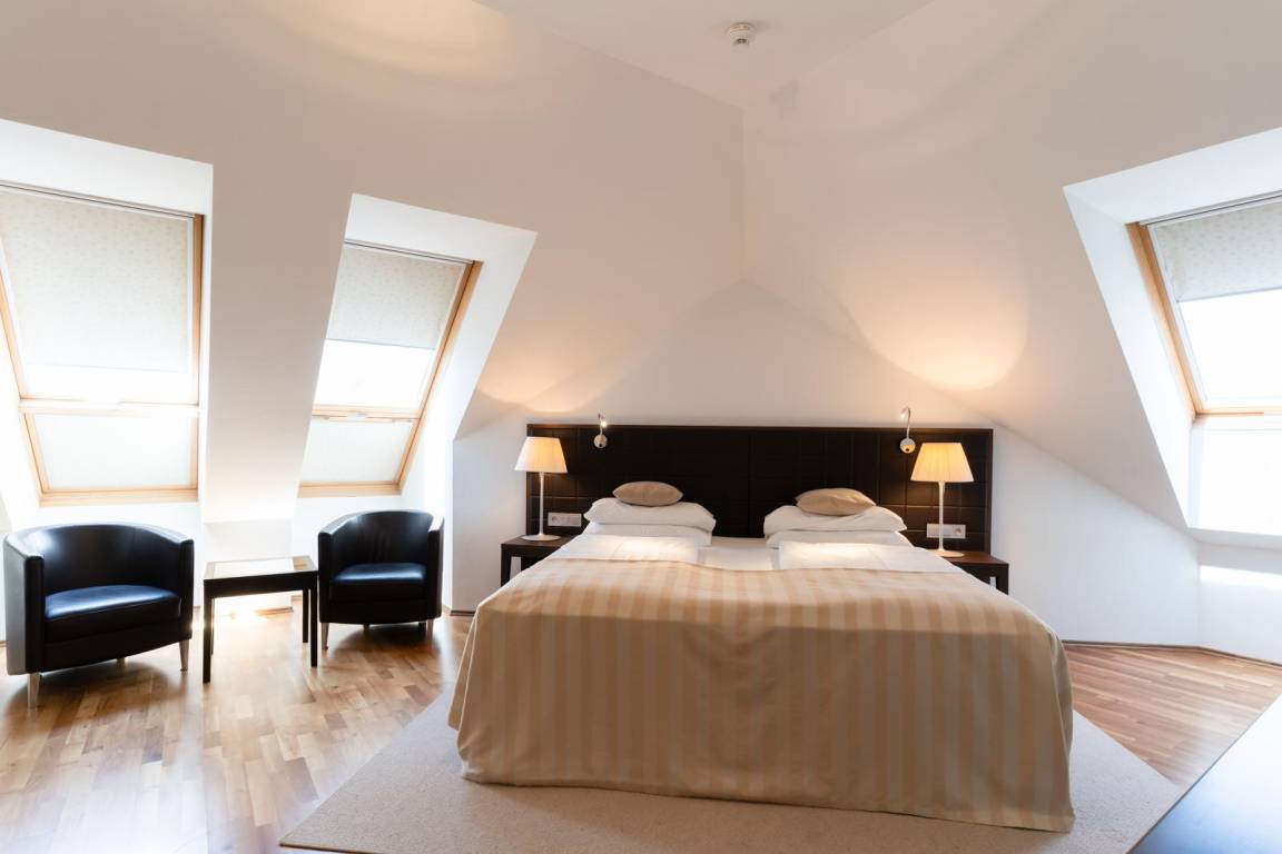 130 M² Hotel ∙ 2 Bedrooms ∙ 6 Guests - Klagenfurt am Wörthersee