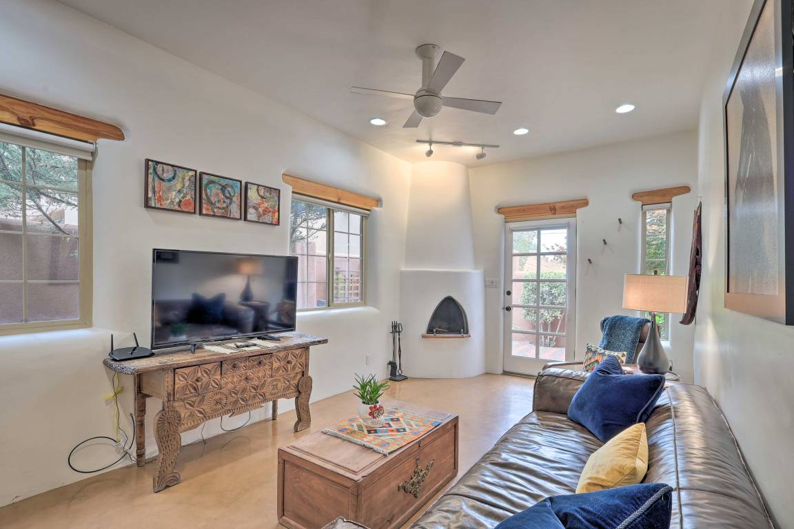 111 M² Apartment ∙ 2 Bedrooms ∙ 4 Guests - Santa Fe, NM