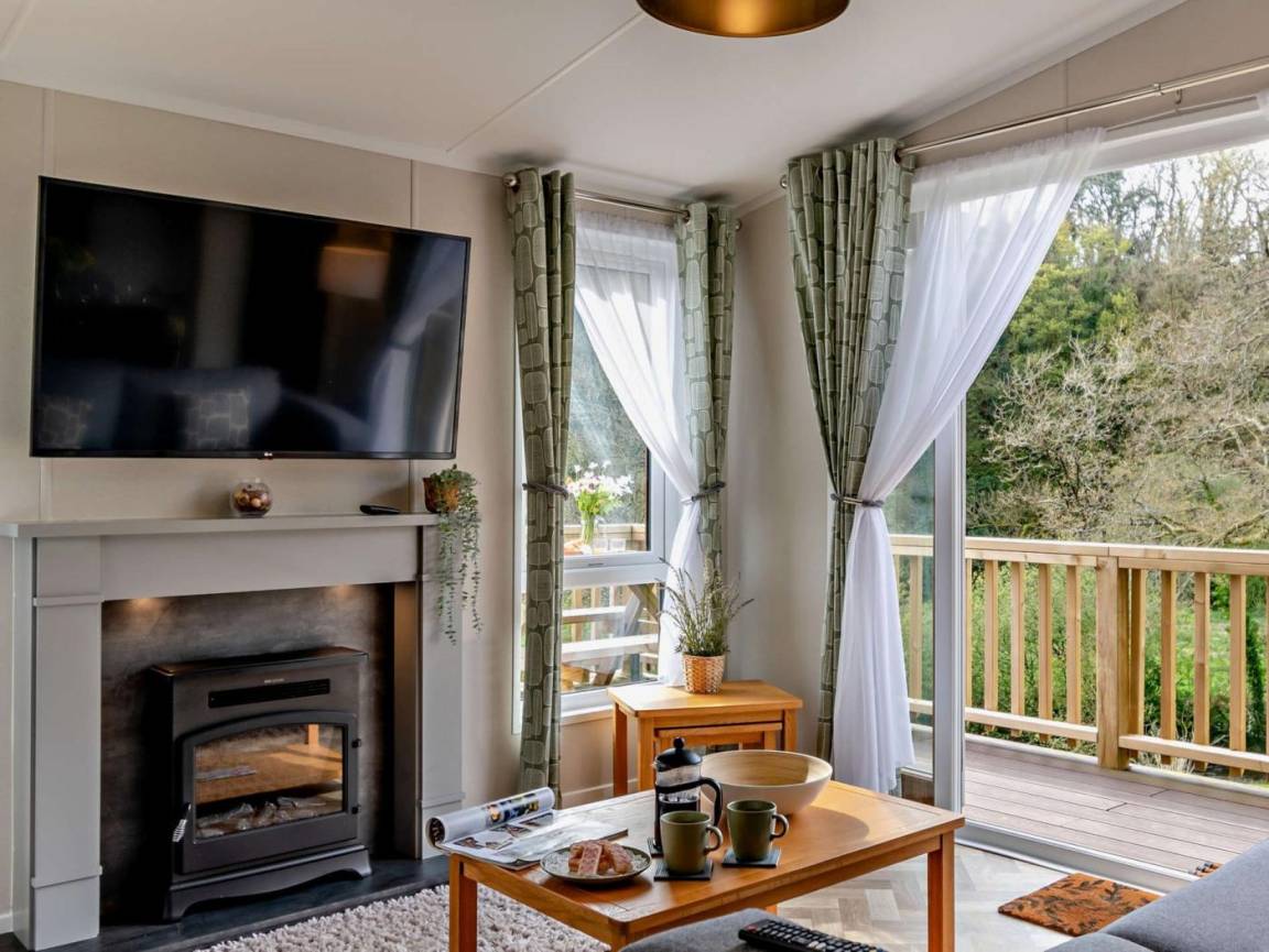 Lodge ∙ 2 Bedrooms ∙ 4 Guests - Pembrokeshire