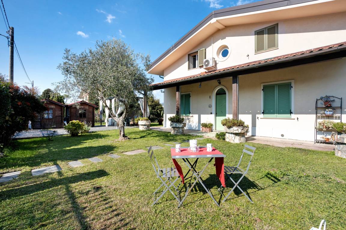 55 M² House ∙ 2 Bedrooms ∙ 4 Guests - Forte dei Marmi