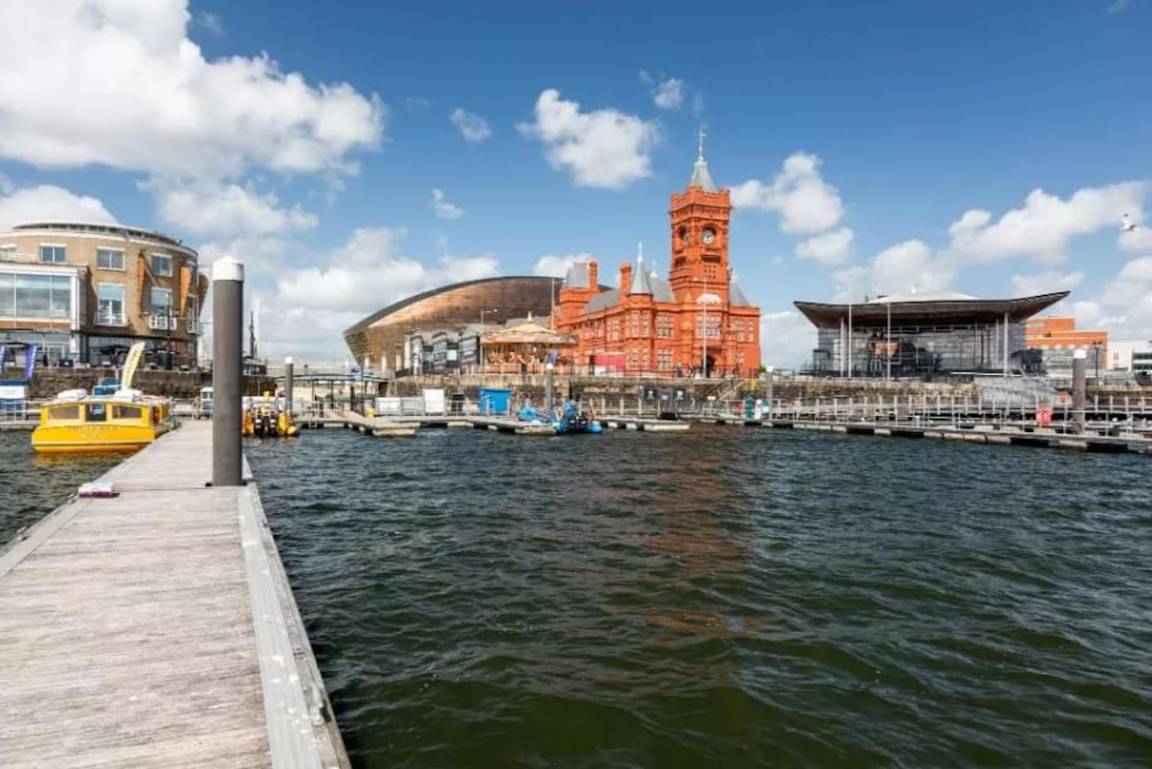 60 M² Huis ∙ 1 Slaapkamer ∙ 2 Gasten - Cardiff