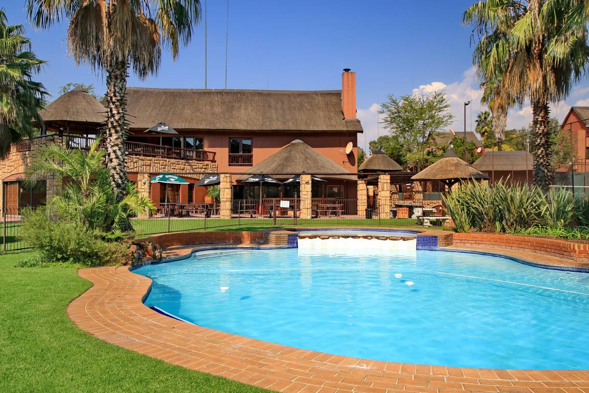 80 M² Apartment ∙ 2 Bedrooms ∙ 5 Guests - Chartwell