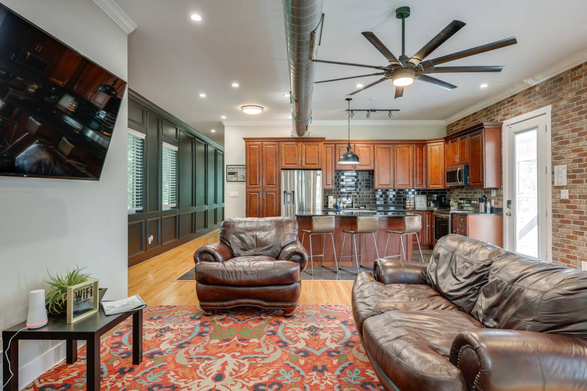 287 M² House ∙ 4 Bedrooms ∙ 10 Guests - San Marcos, TX