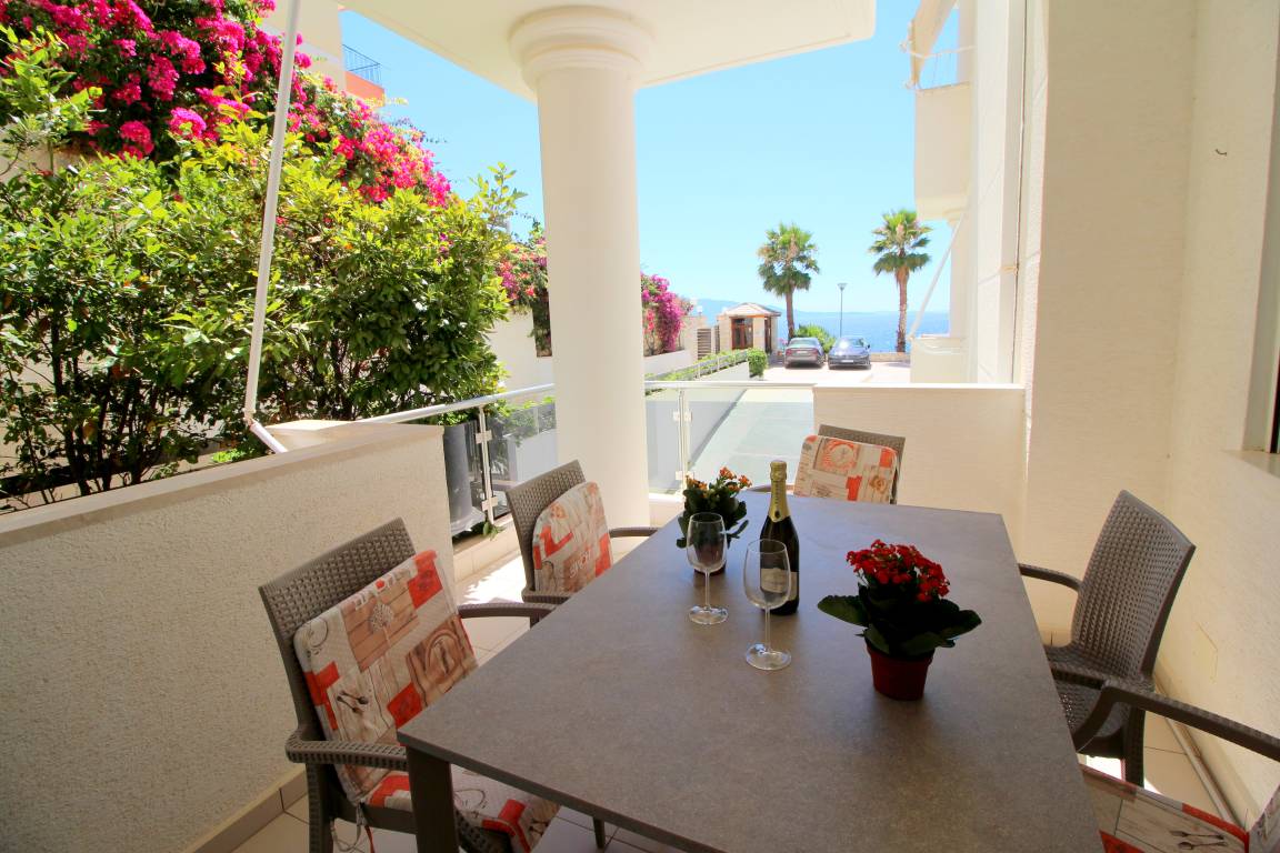 40 M² Apartment ∙ 1 Bedroom ∙ 4 Guests - Ksamil
