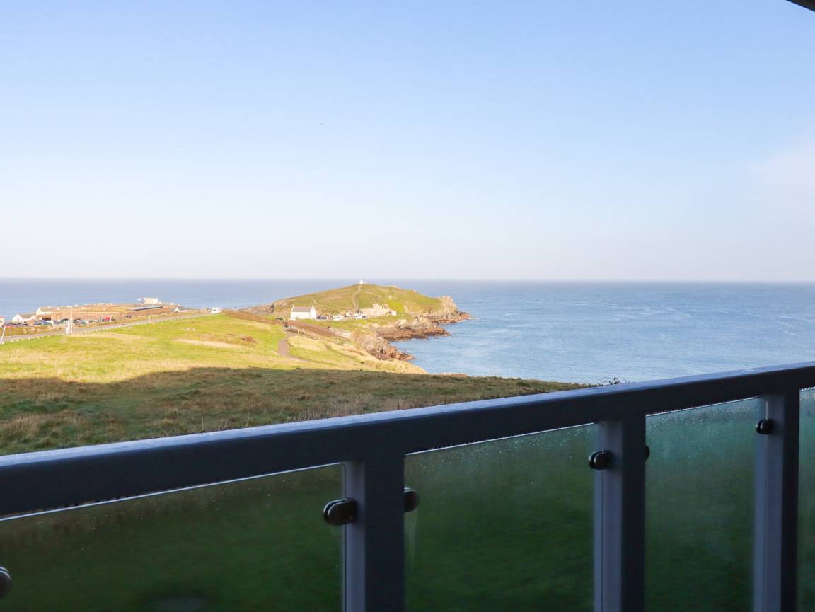 Cottage ∙ 3 Bedrooms ∙ 6 Guests - Fistral Beach