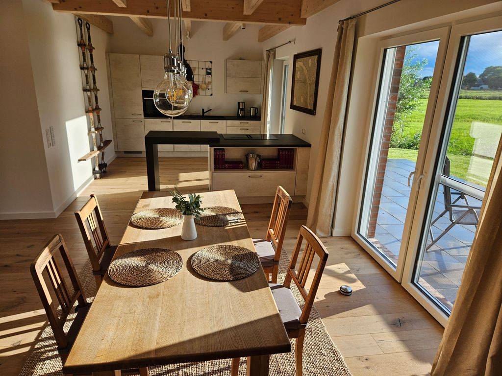 90 M² Bungalow ∙ 2 Schlafzimmer ∙ 5 Gäste - Stade