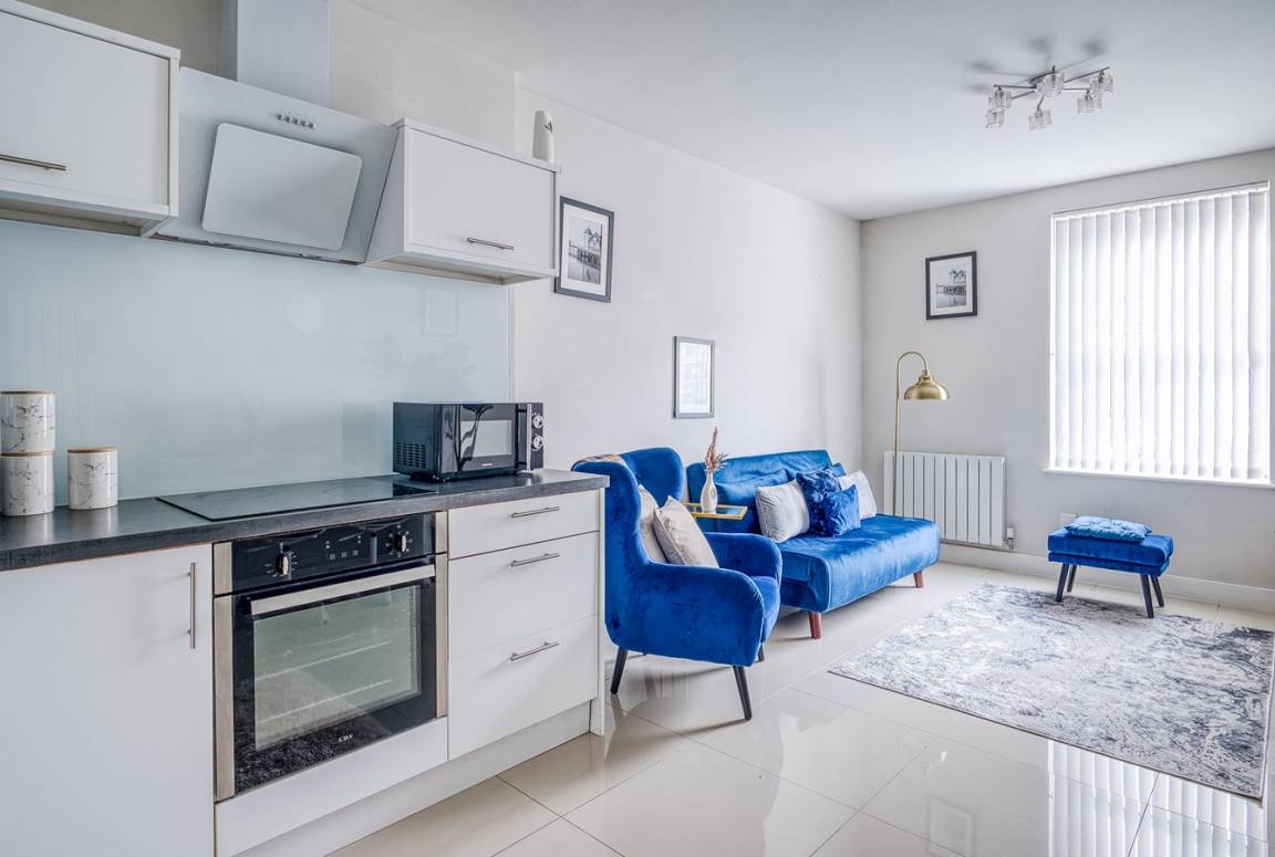 Apartment ∙ 1 Bedroom ∙ 4 Guests - Cardiff