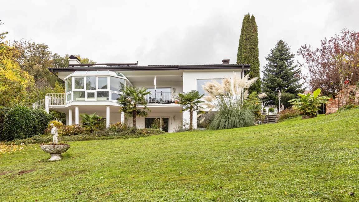 288 M² Villa ∙ 4 Habitaciones ∙ 9 Huéspedes - Jestetten