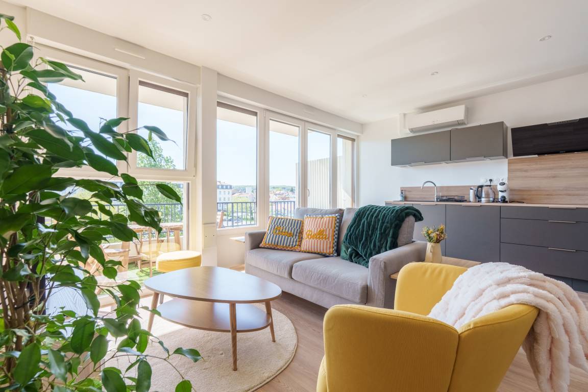 70 M² Appartement ∙ 2 Chambres ∙ 4 Personnes - Laxou