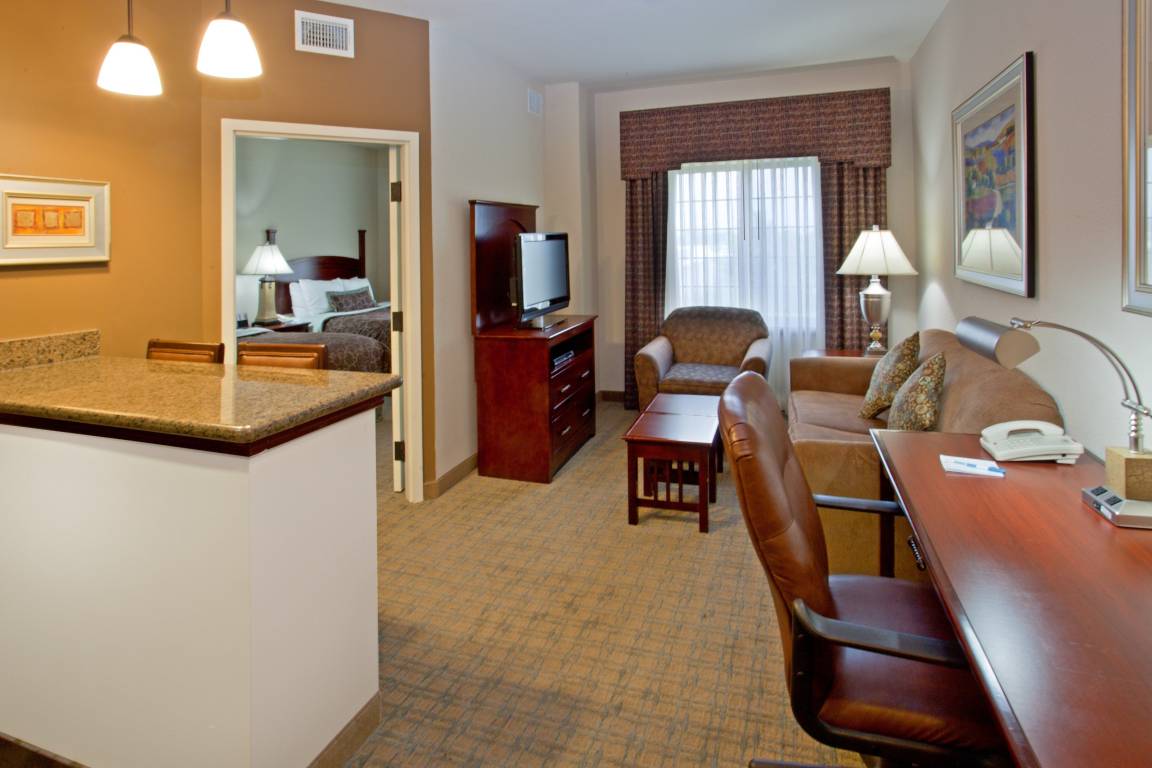 Hotel ∙ 1 Bedroom ∙ 4 Guests - League City, TX