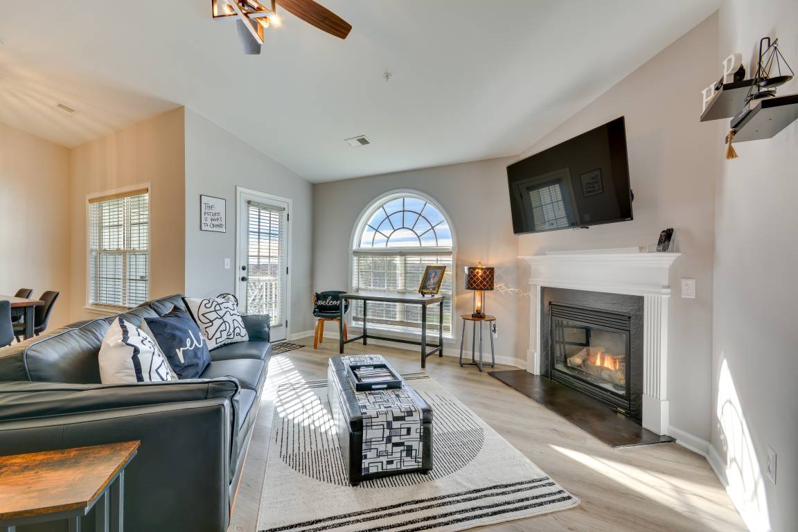 108 M² Apartment ∙ 2 Bedrooms ∙ 4 Guests - High Point, NC