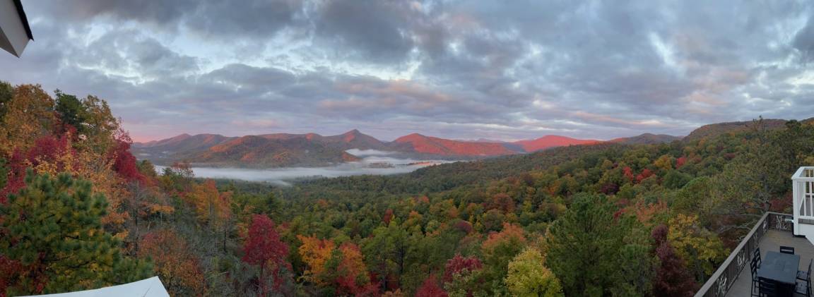 302 M² House ∙ 4 Bedrooms ∙ 8 Guests - Cashiers, NC