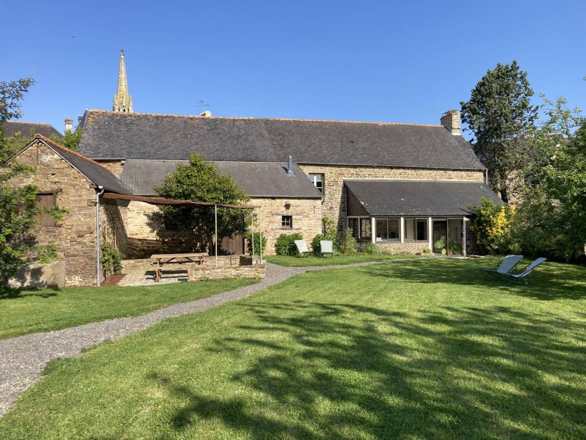 132 M² Gîte ∙ 3 Chambres ∙ 6 Personnes - Ille-et-Vilaine