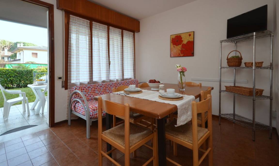 60 M² Holiday Park ∙ 4 Bedrooms ∙ 8 Guests - Bibione