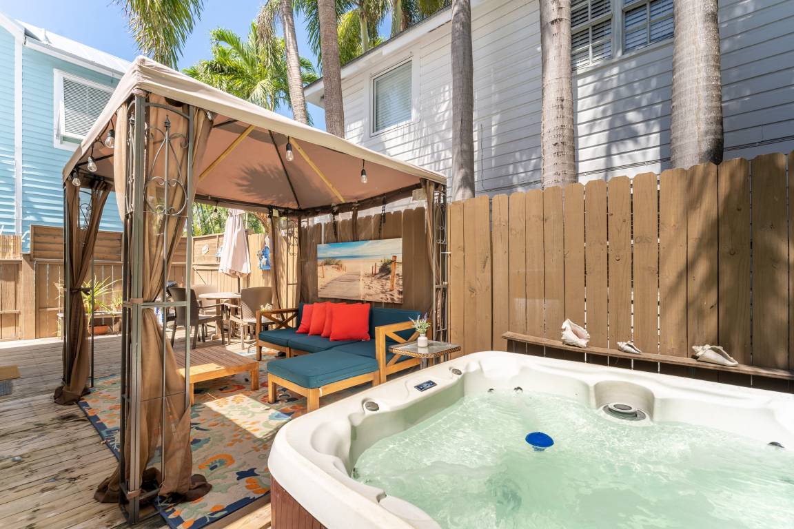 46 M² Ferienhaus ∙ 1 Schlafzimmer ∙ 3 Gäste - Key West, FL