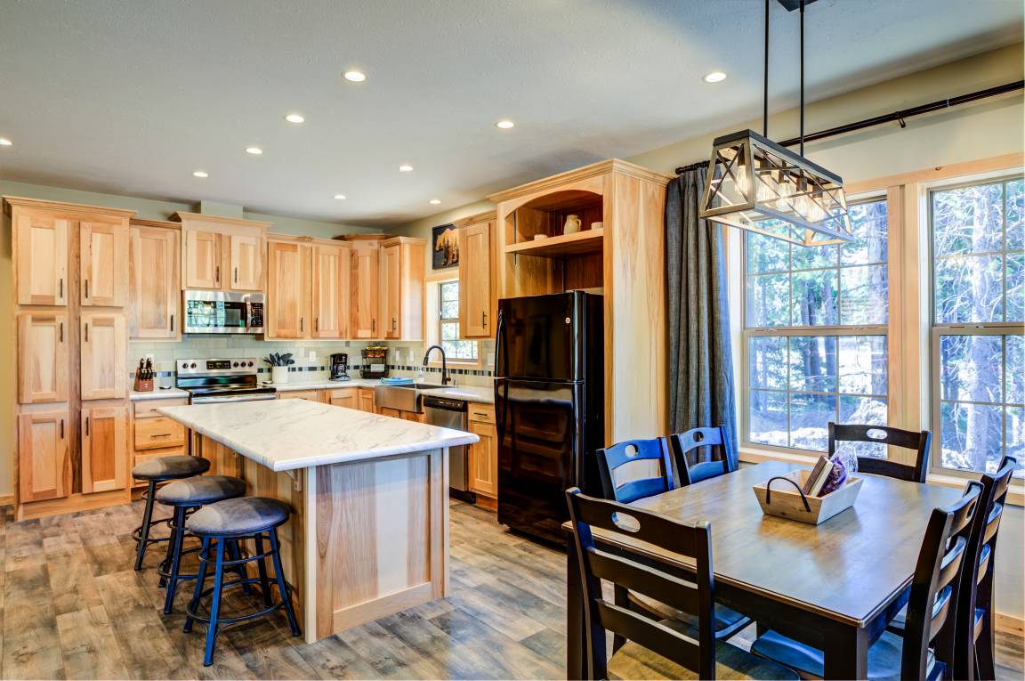 149 M² House ∙ 2 Bedrooms ∙ 6 Guests - West Yellowstone, MT