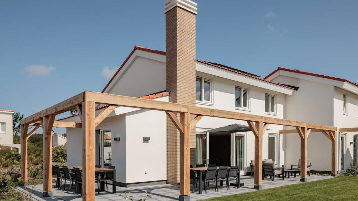 158 M² Apartment ∙ 6 Bedrooms ∙ 12 Guests - Zandvoort