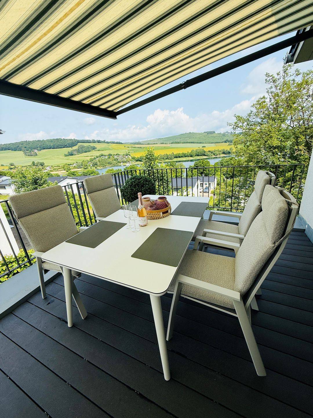 110 M² Ferienhaus ∙ 2 Schlafzimmer ∙ 4 Gäste - Willingen (Upland)