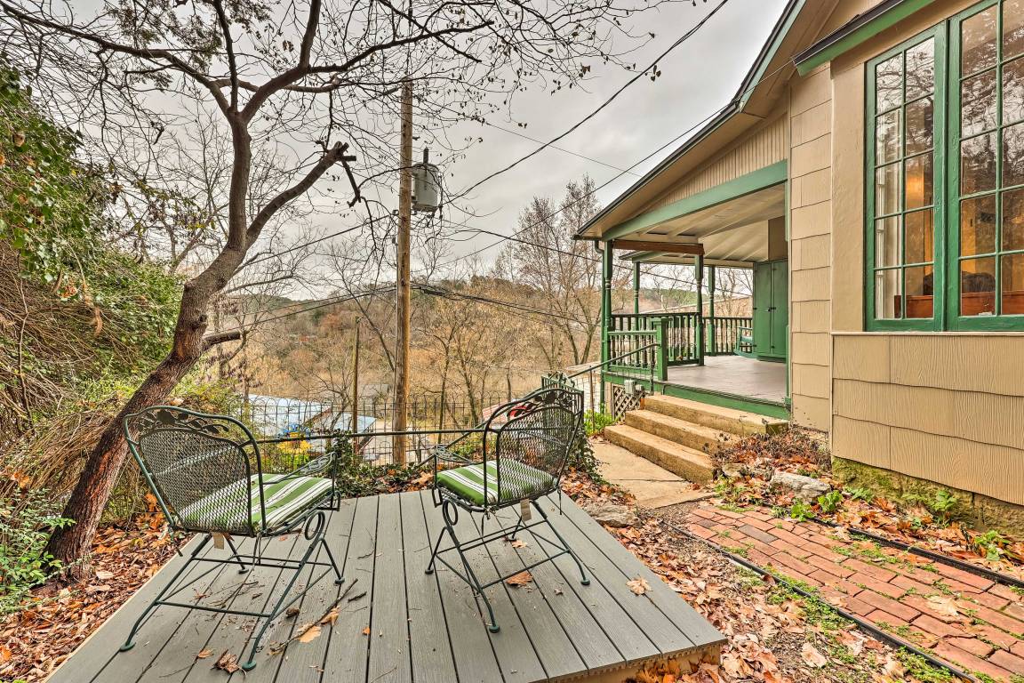 81 M² Cottage ∙ 1 Bedroom ∙ 4 Guests - Eureka Springs, AR