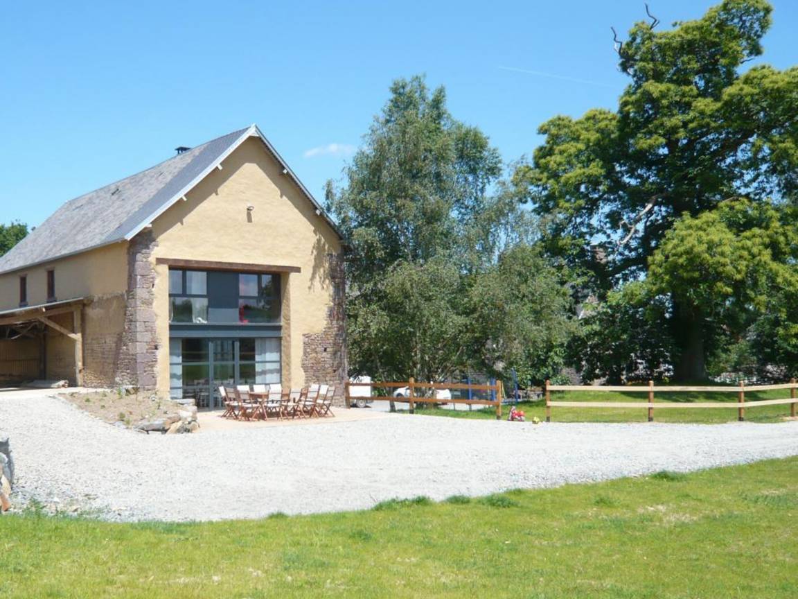 150 M² Cottage ∙ 4 Bedrooms ∙ 10 Guests - Normandy