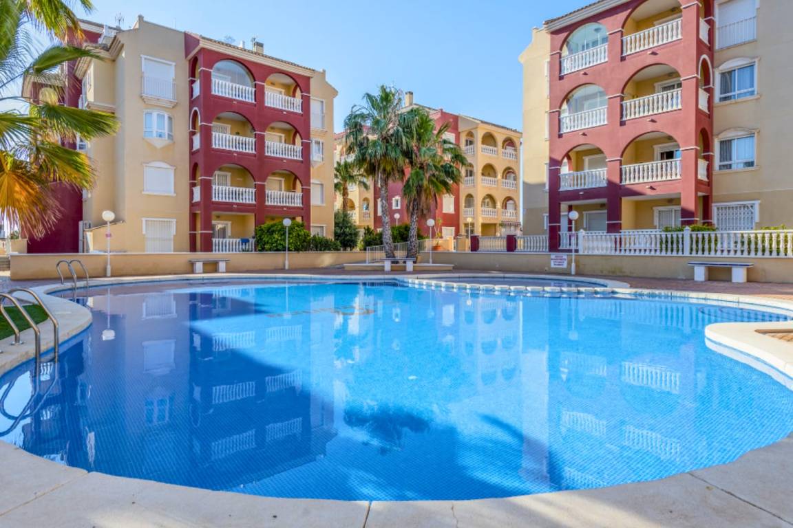 61 M² Appartement ∙ 2 Slaapkamers ∙ 4 Gasten - Los Alcázares