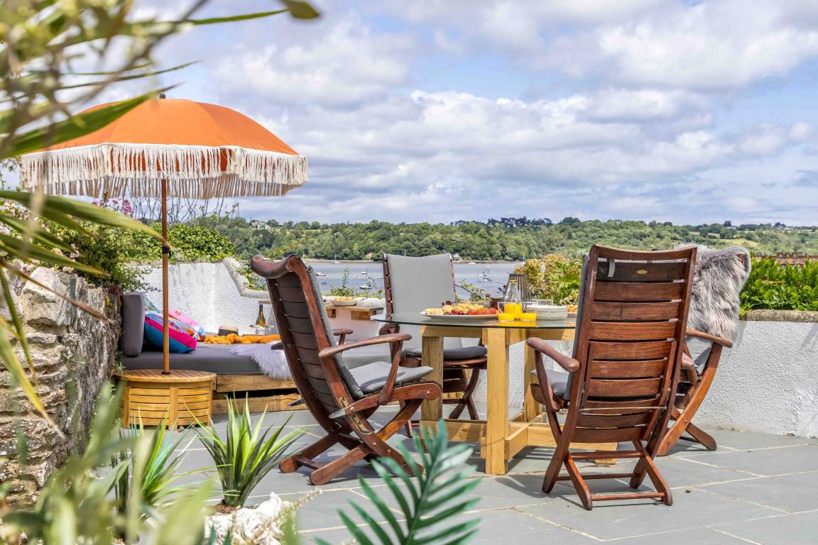 Cottage ∙ 2 Bedrooms ∙ 4 Guests - Totnes