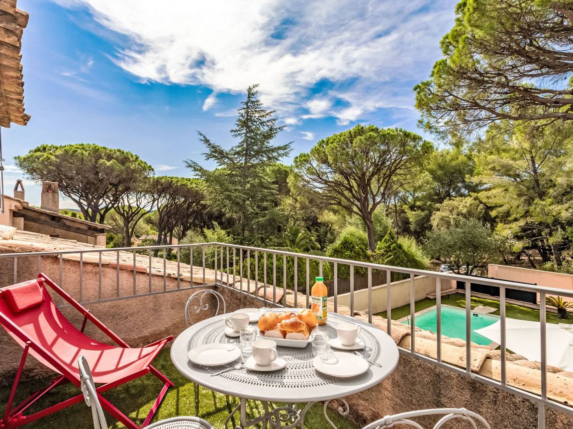 45 M² Ferienhaus ∙ 1 Schlafzimmer ∙ 4 Gäste - La Garde-Freinet