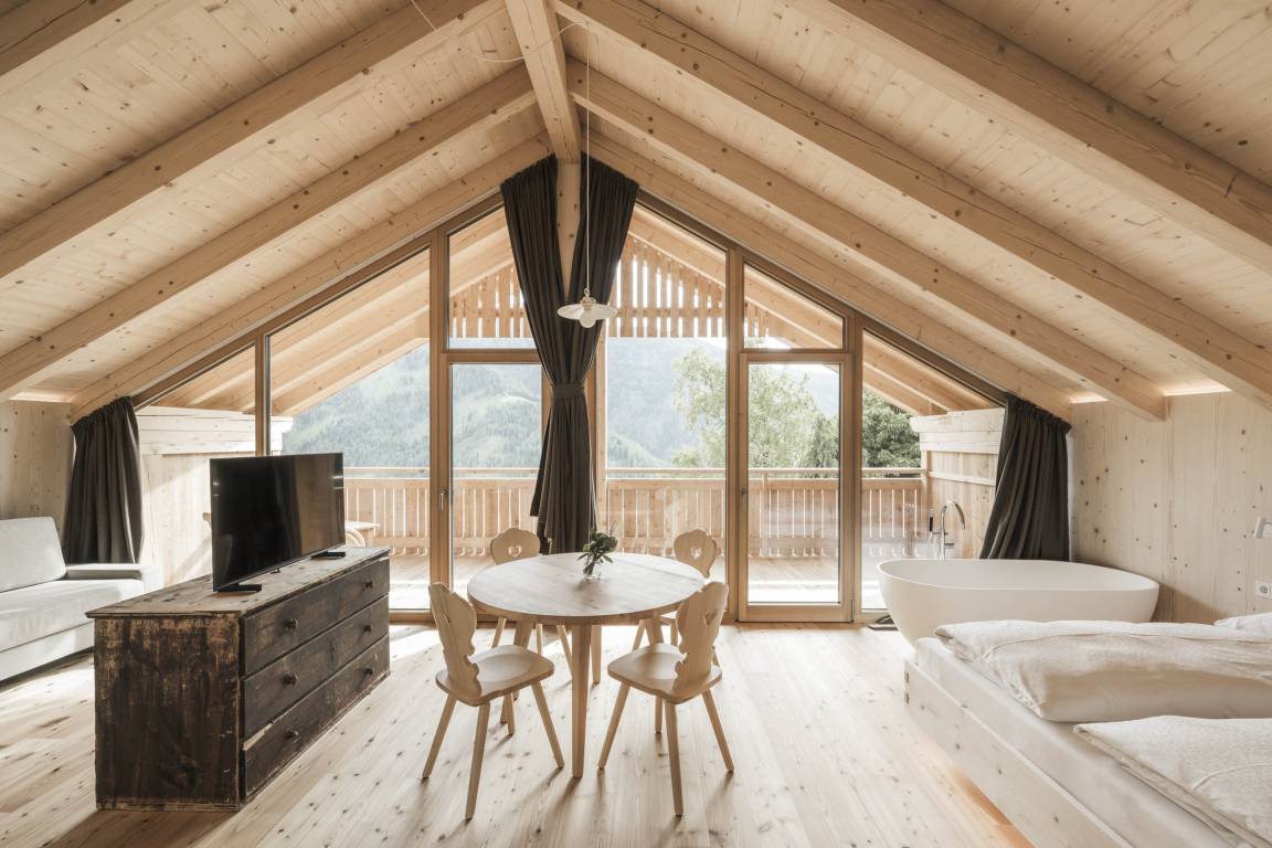 Farmhouse ∙ 2 Bedrooms ∙ 5 Guests - Lüsen