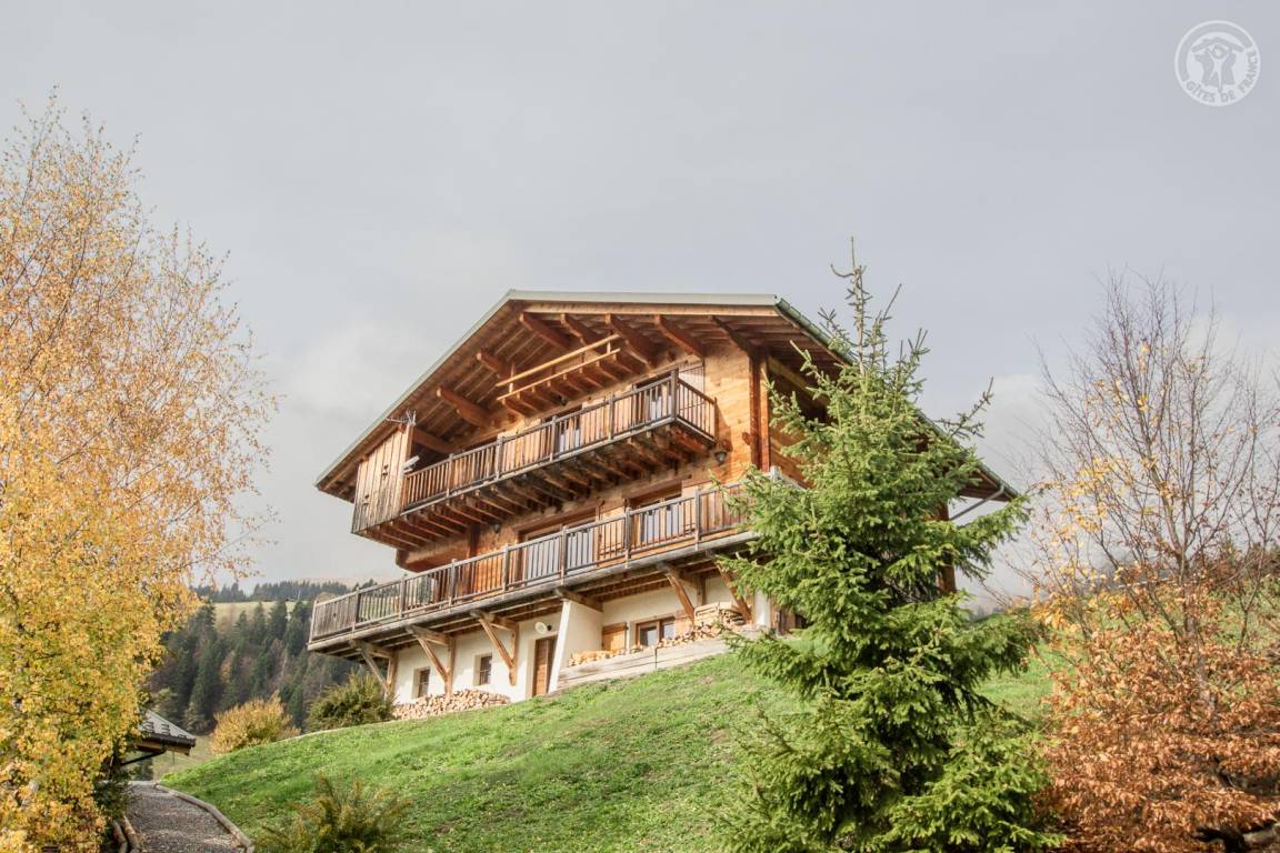 220 M² Gîte ∙ 6 Chambres ∙ 12 Personnes - Hauteluce