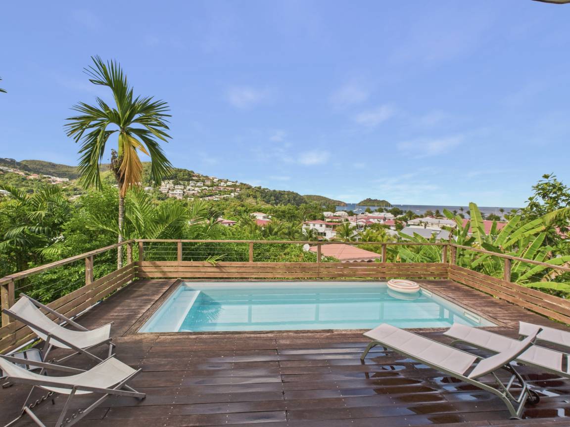 170 M² Vivenda ∙ 6 Quartos ∙ 14 Hóspedes - Fort-de-France