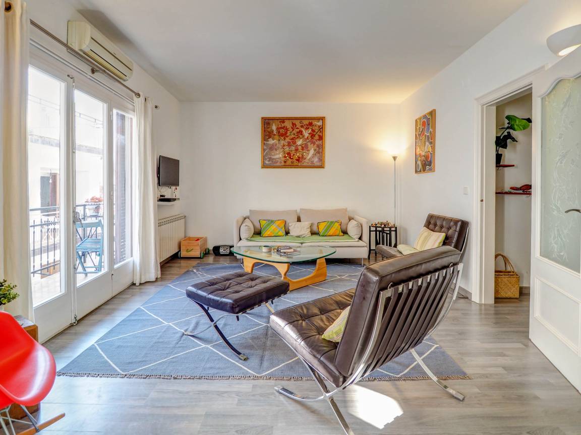 125 M² Apartment ∙ 3 Bedrooms ∙ 6 Guests - Sitges