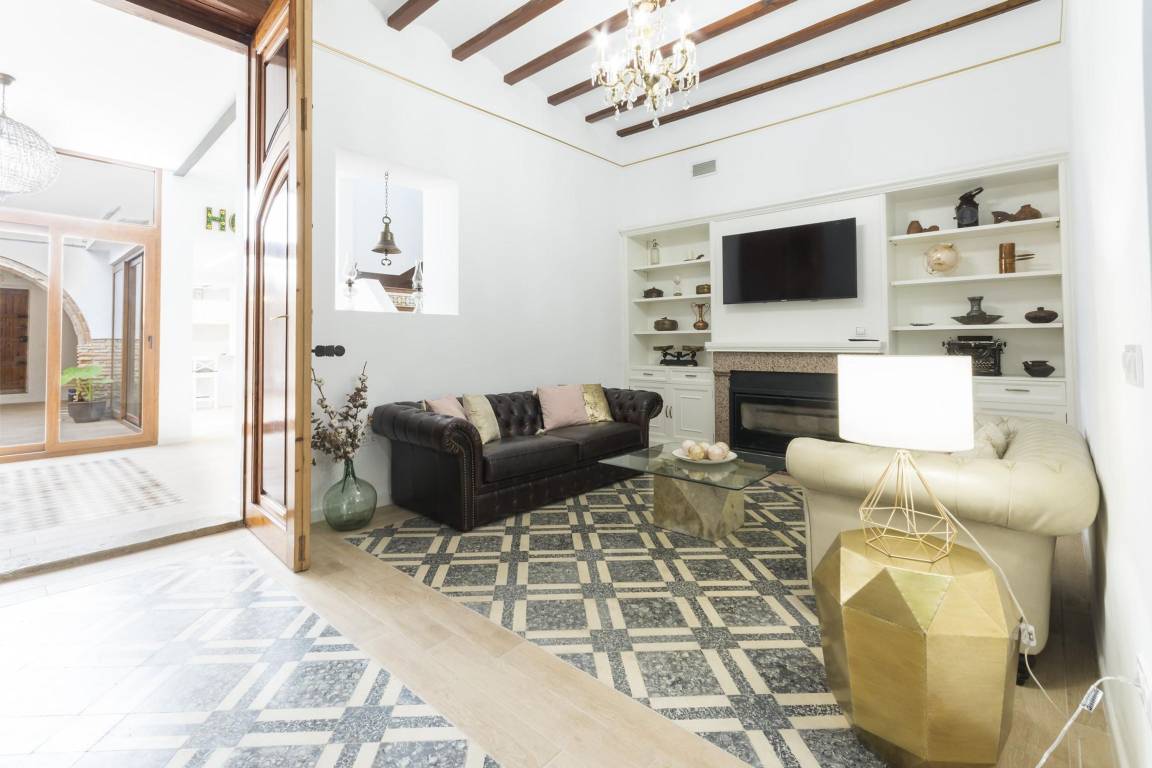 155 M² Talo ∙ 4 Makuuhuonetta ∙ 8 Vierasta - Xeraco