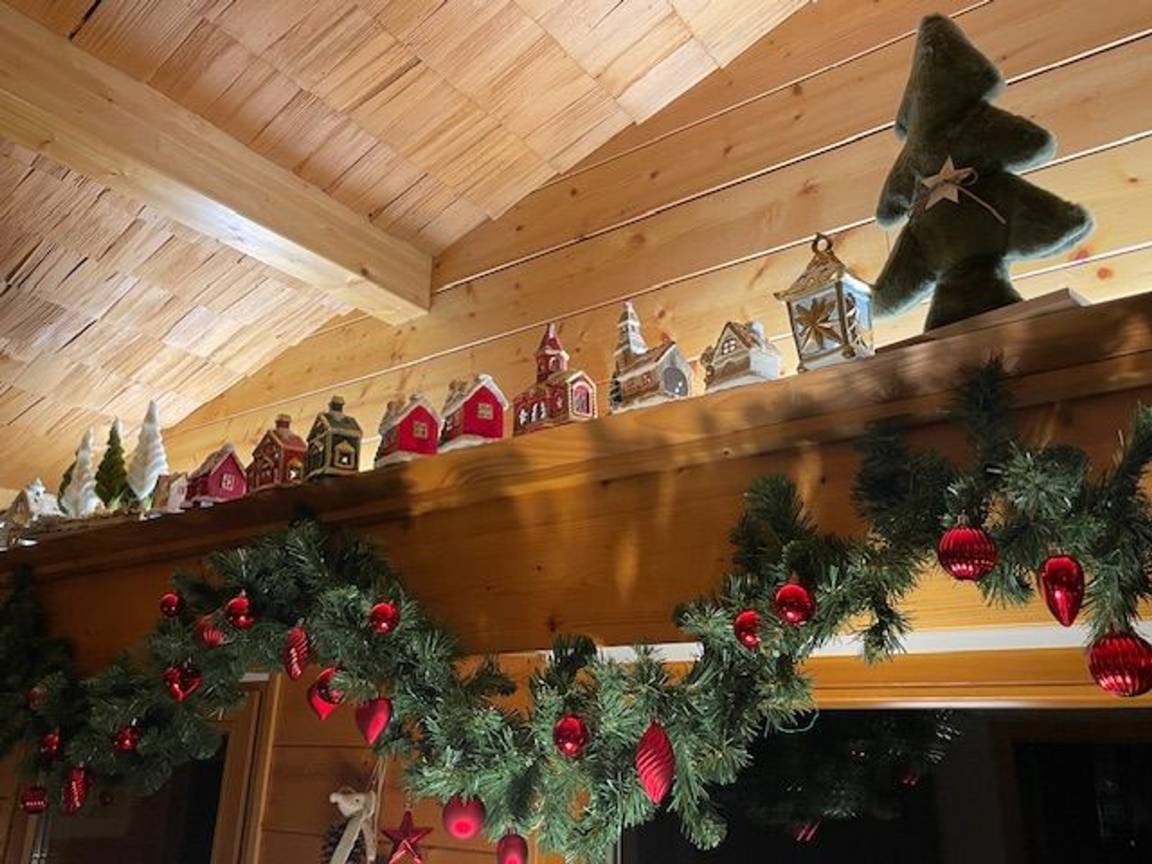 300 M² Cottage ∙ 5 Bedrooms ∙ 10 Guests - Alps